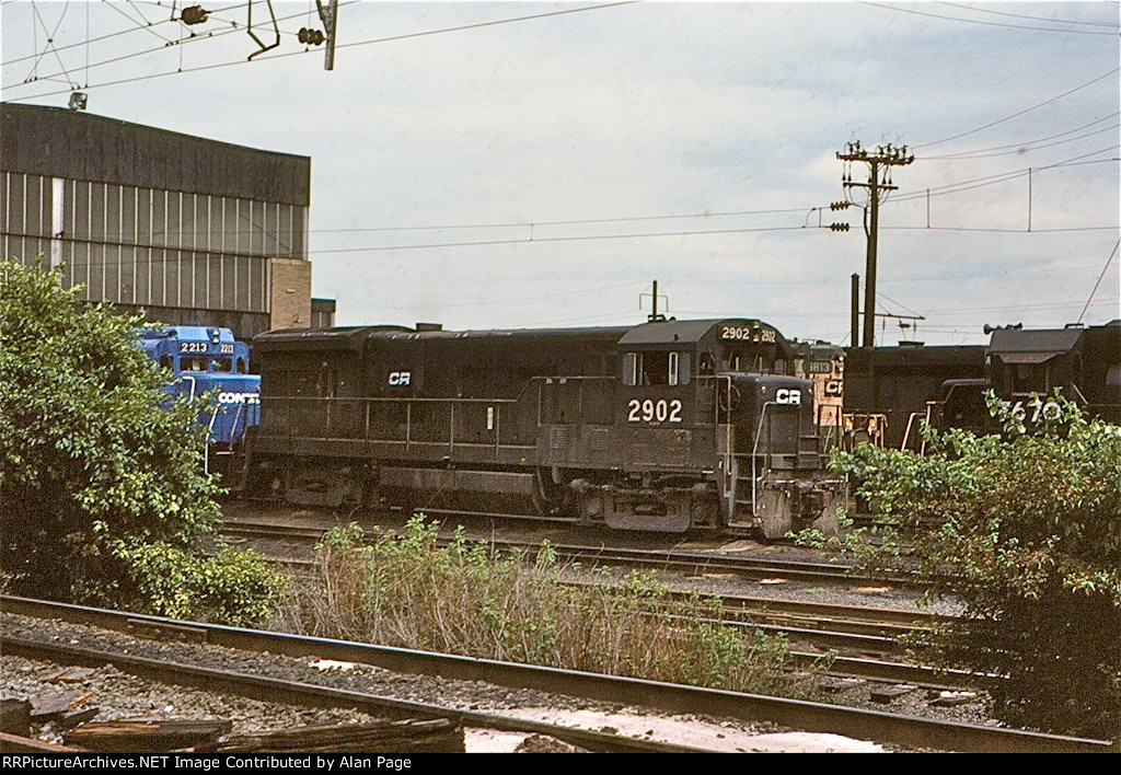 CR U-33B 2902 rests in the service line